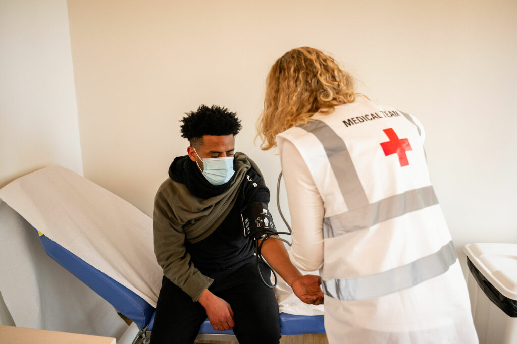 Aide aux personnes migrantes: 138.000 visites au Hub humanitaire en ...